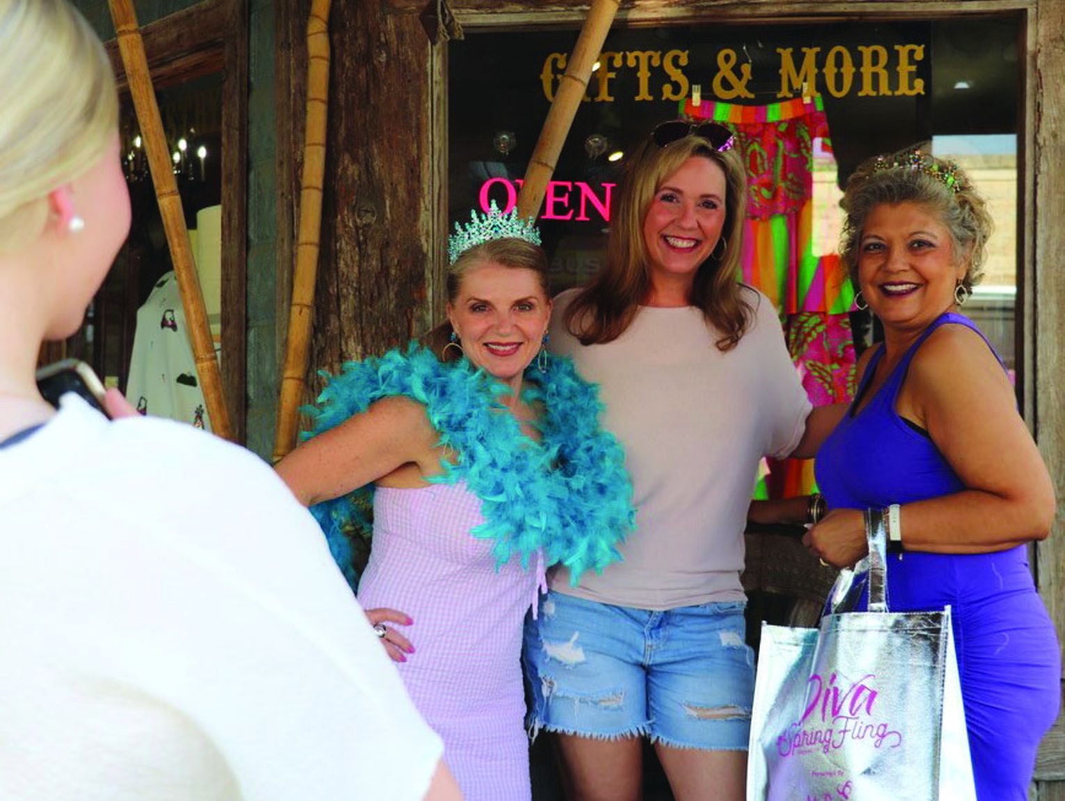 Divas pose during Spring Fling