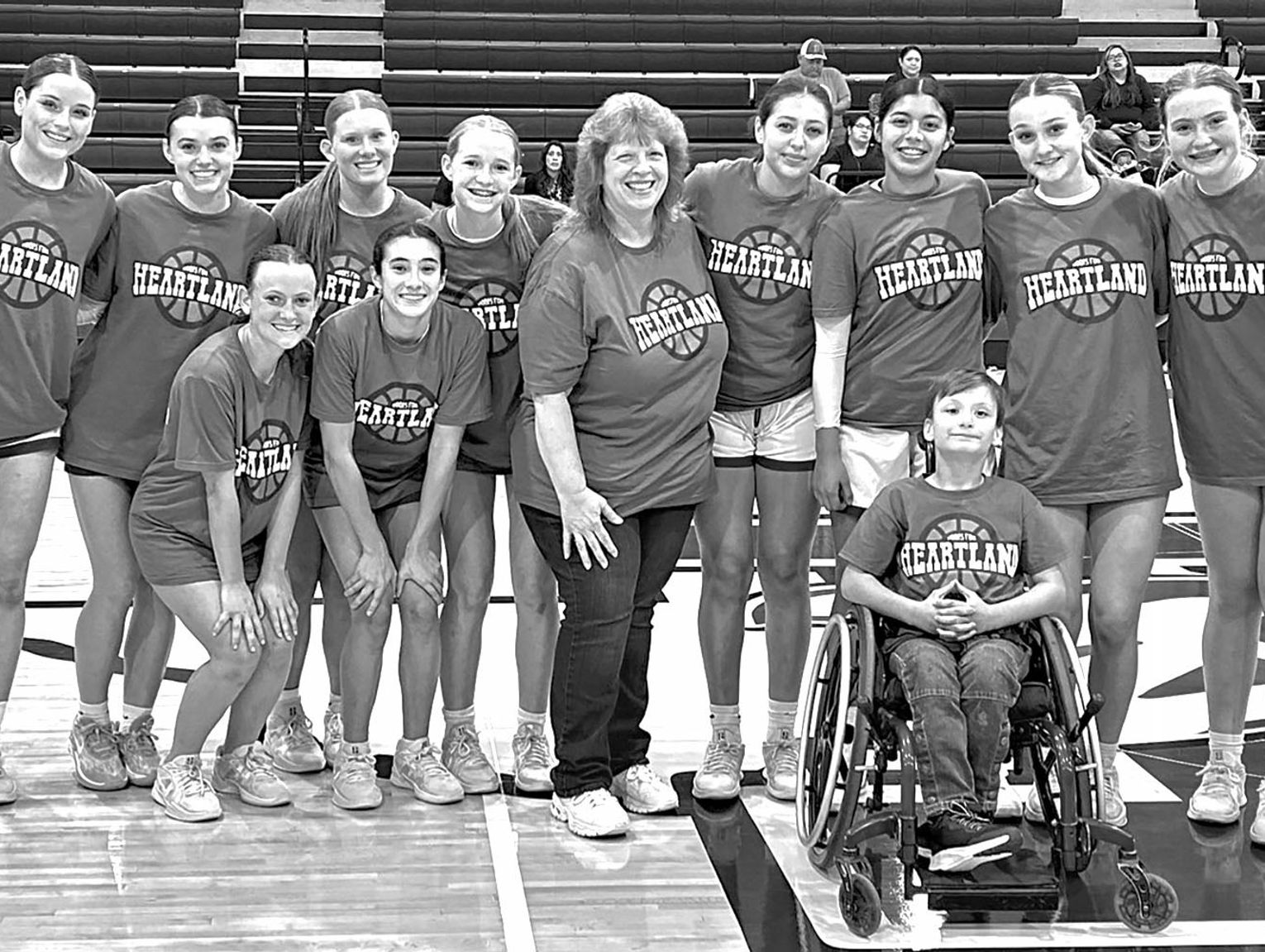 Lady Hounds host Hoops for Heartland fundraiser
