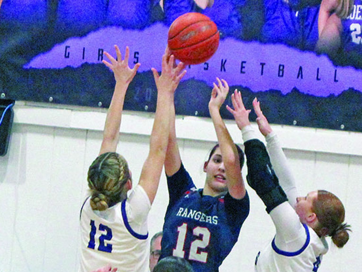 Lady Hounds overcome slow start to defeat Lady Rangers