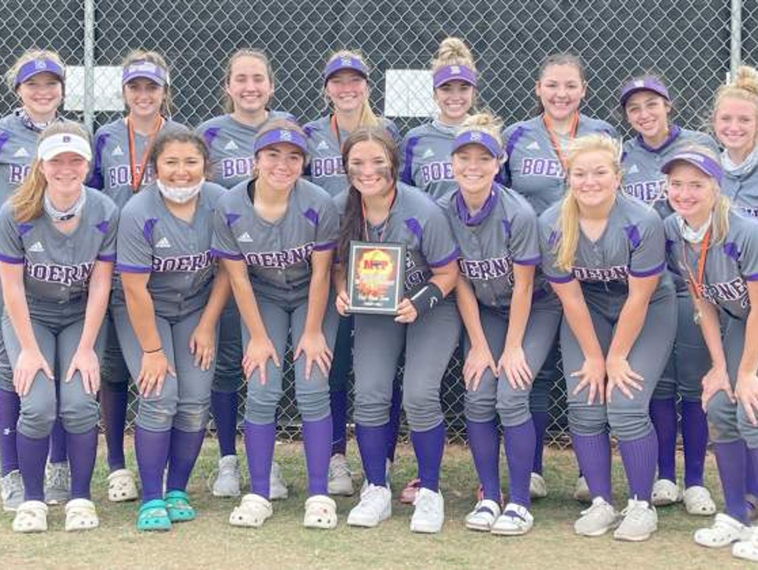 Lady Hounds win back-to-back district titles