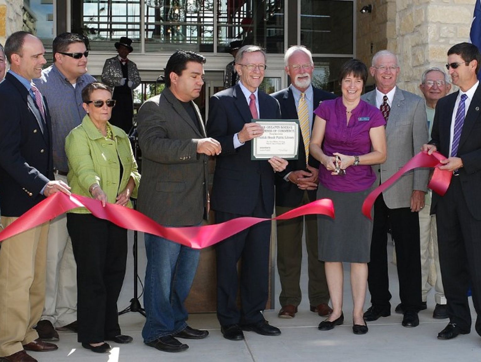 Library director retiring after 22 years