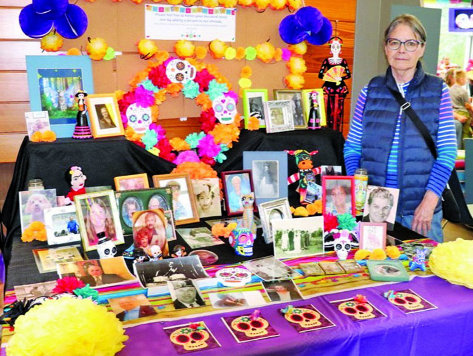 Library entertains with Dia de los Muertos