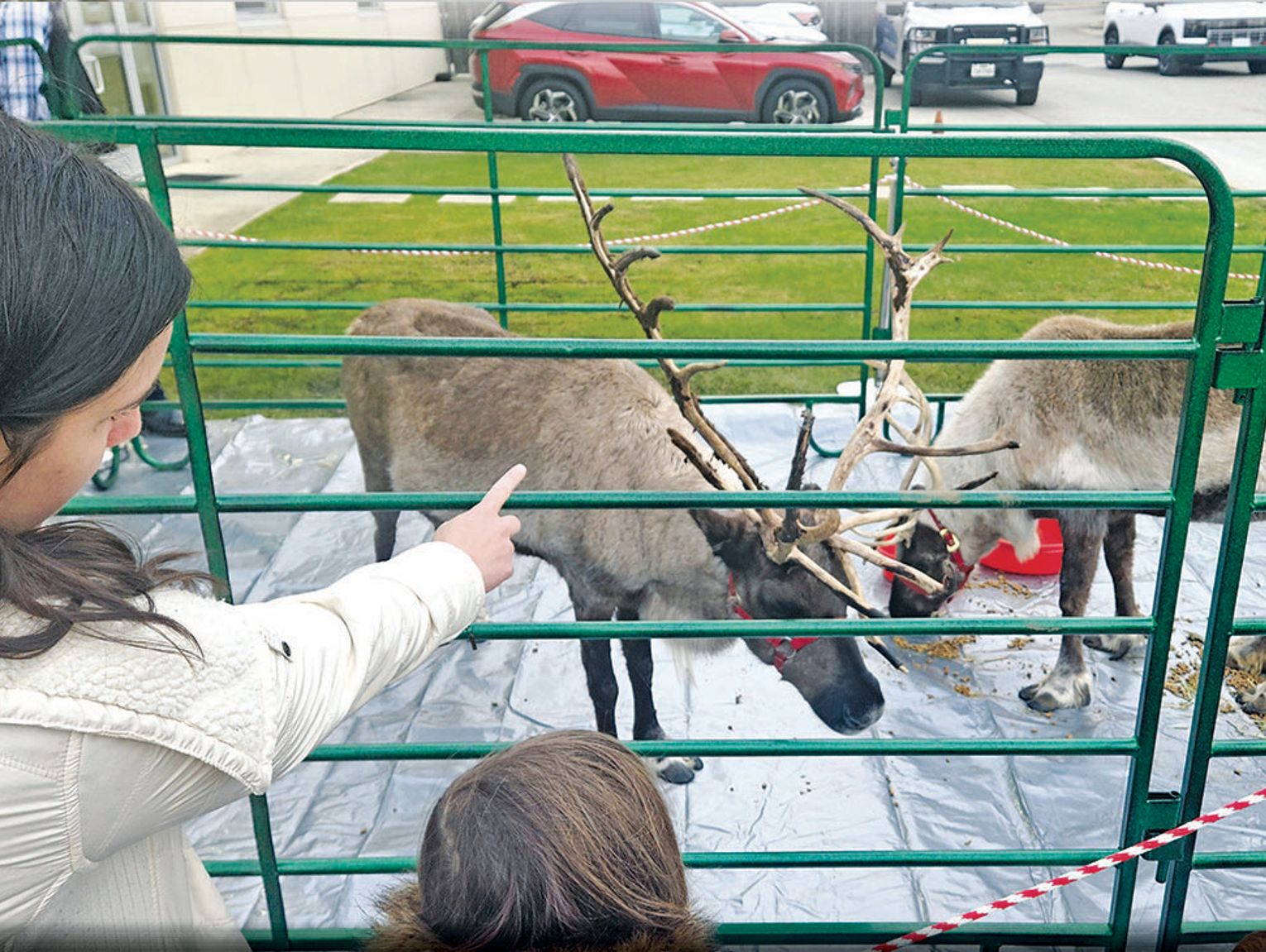 Santa, reindeer make a pit stop at Infiniti