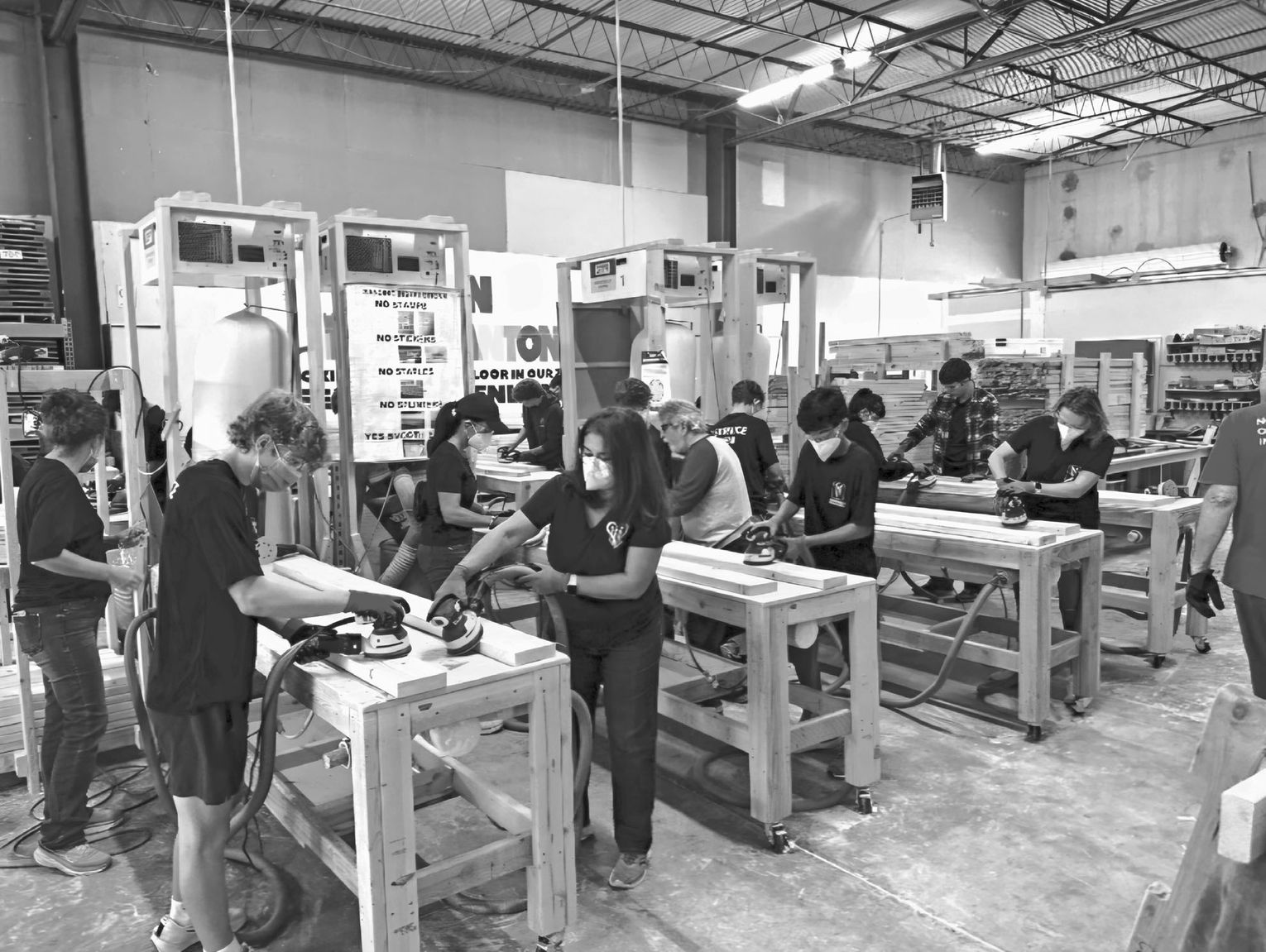 Teens and moms team up to help needy through YMSL