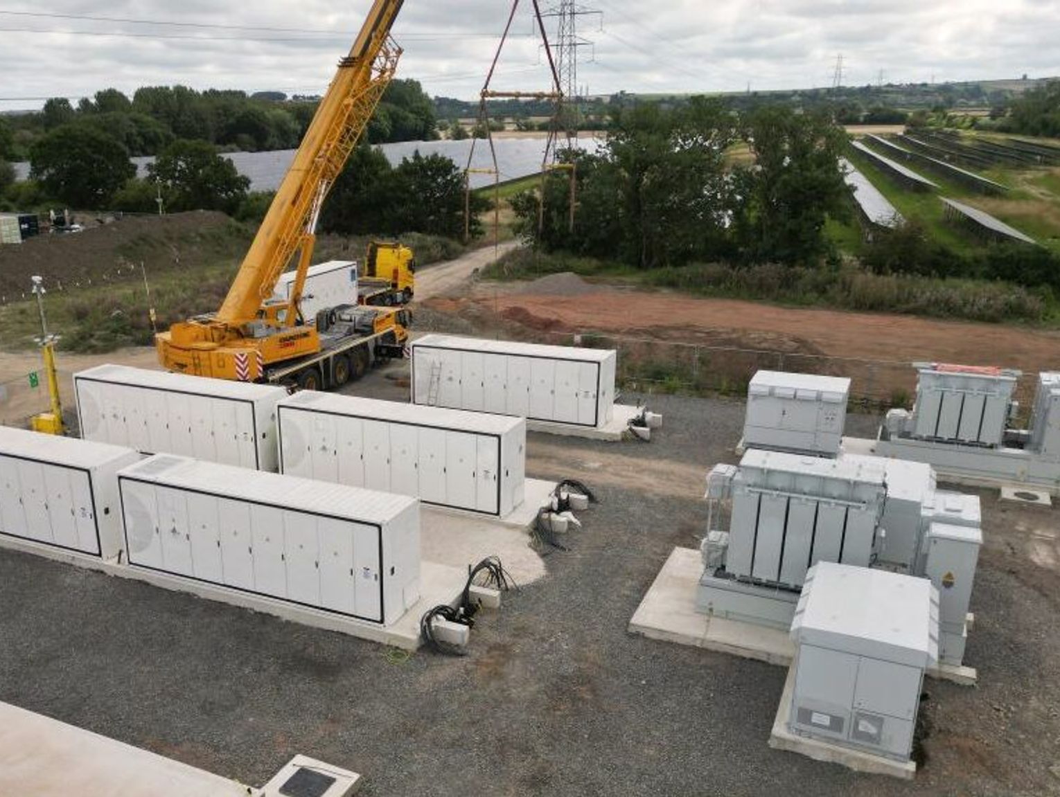 Troxclair files bill to prevent BESS facilities along 'lone access' roads