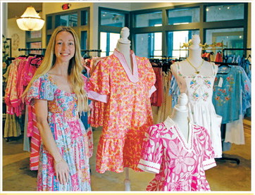 First Saturday shoppers flock to downtown